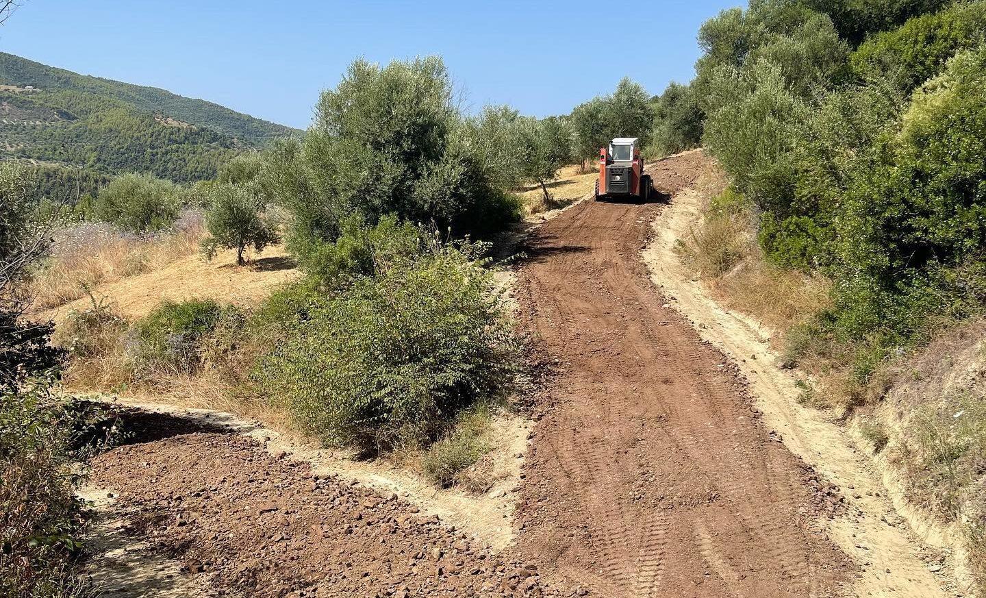 Σε εξέλιξη έργο αγροτικής οδοποιίας στον Δήμο Ζαχάρως-Βελτίωση ...